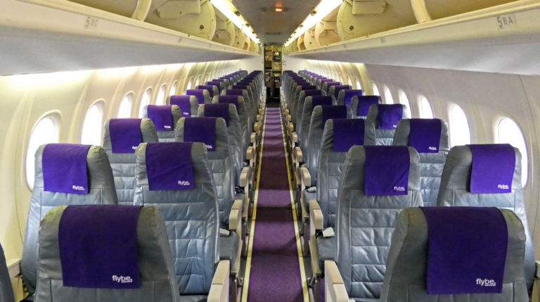 intérieur avion flybe - Assistance-vol.com